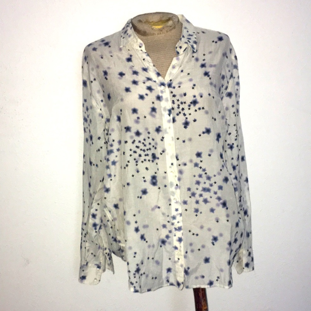 Rare Xirena Cotton Faded Star Button Down Blouse Sz M - Gem
